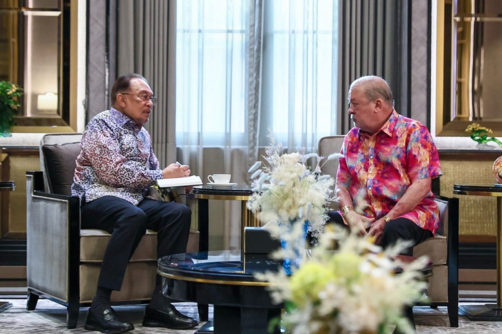 PMX rafak sembah tahniah hari keputeraan Sultan Johor - Agenda Daily